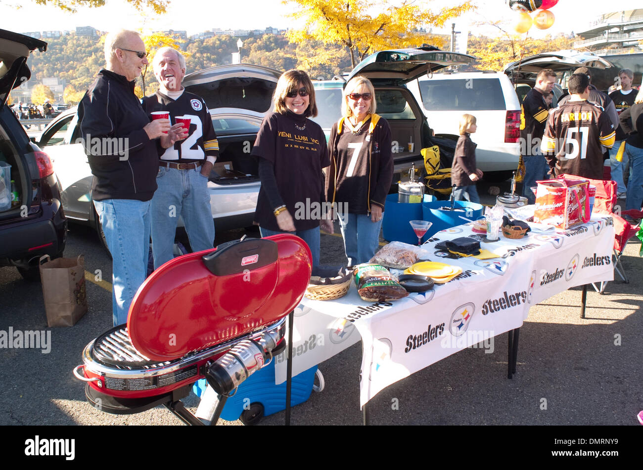 Pittsburgh Steelers fans tailgate outside of Heinz field in Pittsburgh ...