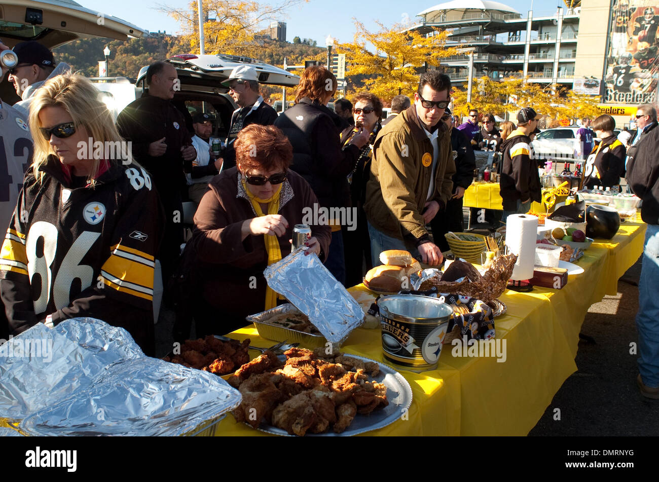 Pittsburgh Steelers fans tailgate outside of Heinz field in Pittsburgh ...