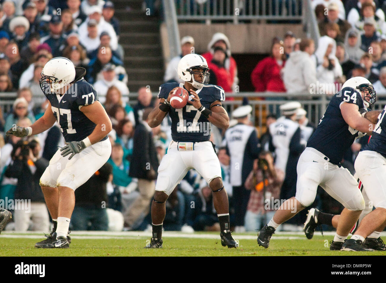 Penn State Nittany Lions quarterback Daryll Clark (17) stands in the ...
