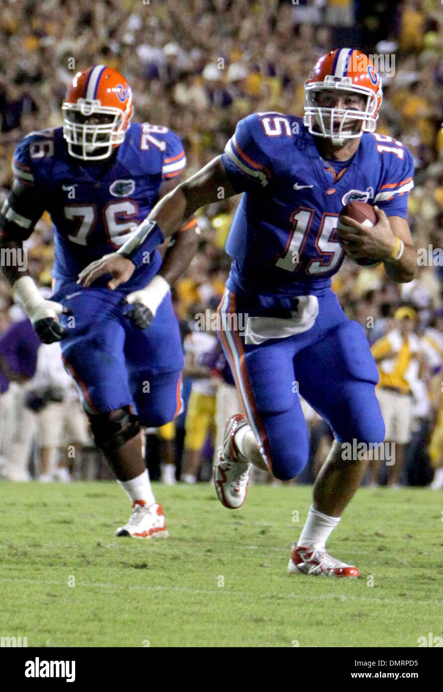 Florida quarterback Tim Tebow (15) during Saturday nights contest ...