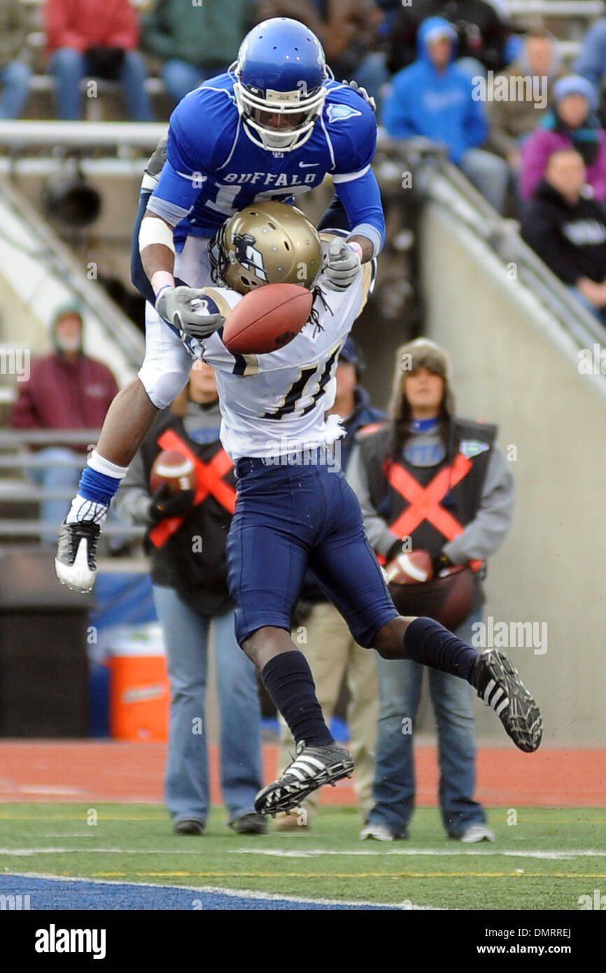 Buffalo wide receiver Naaman Roosevelt tries to haul in the pass over ...