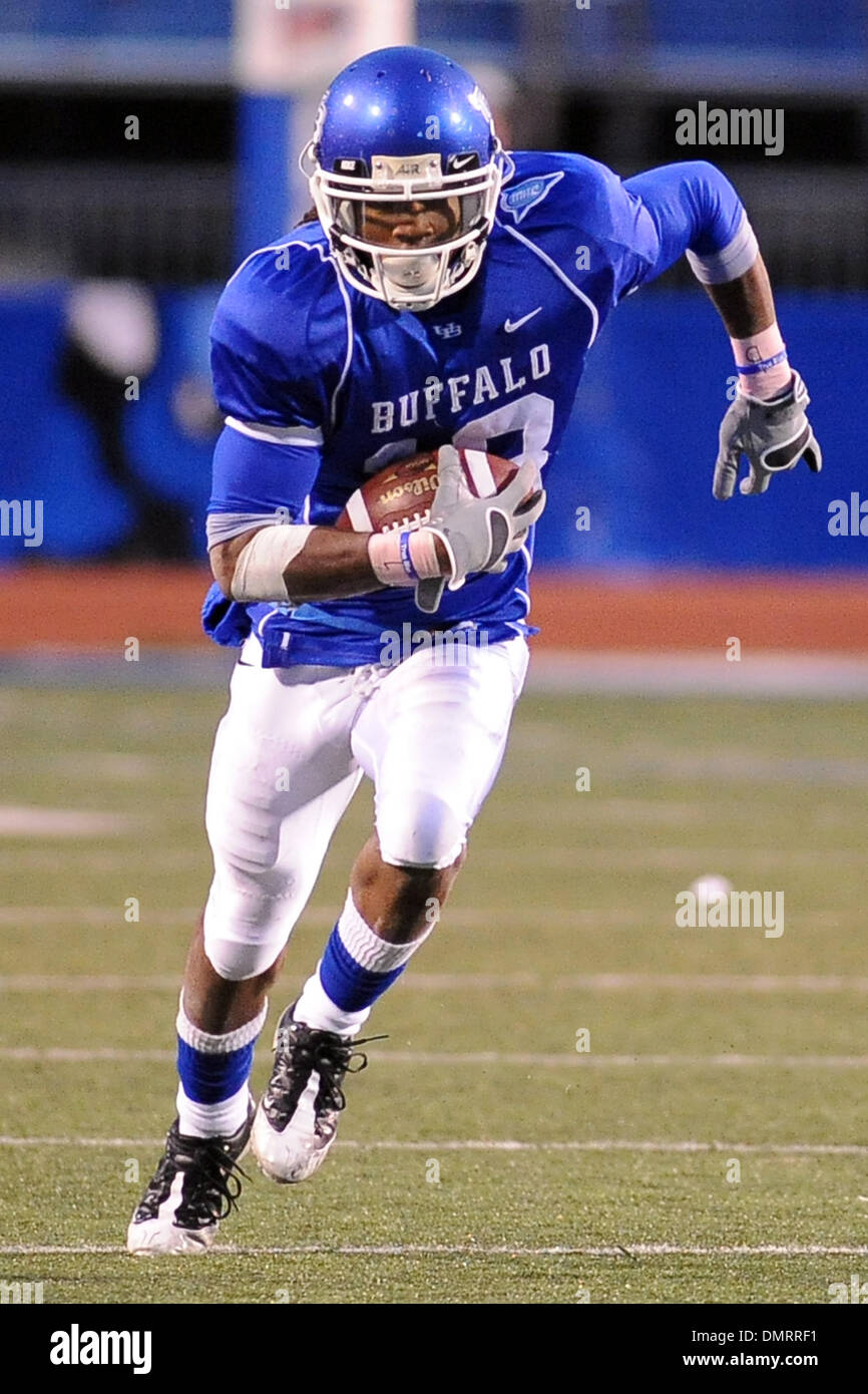 Buffalo wide receiver Naaman Roosevelt (18) races up field for a big ...