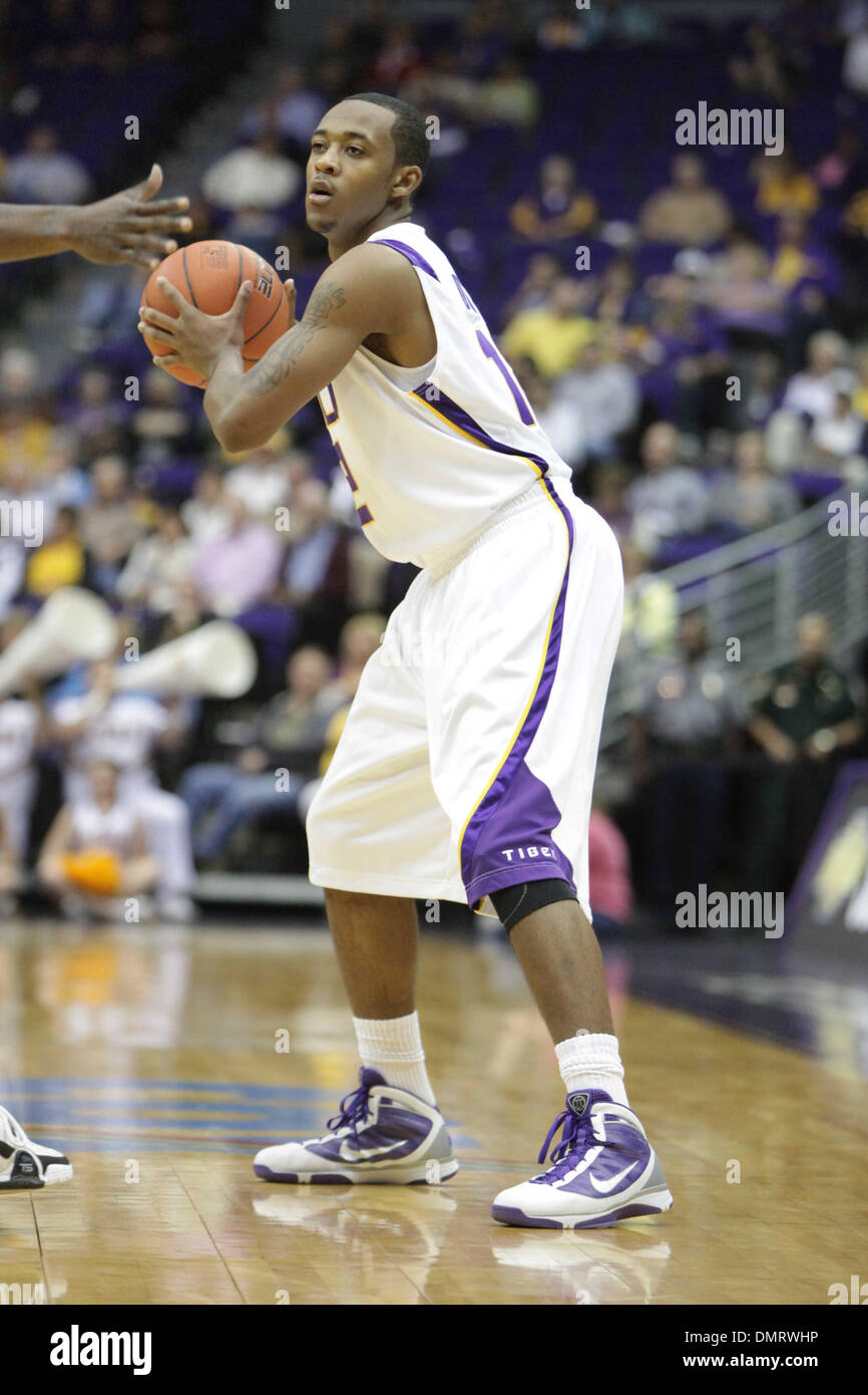 LSU guard Aaron Dotson (12) during the game between the ULM Warhawks ...