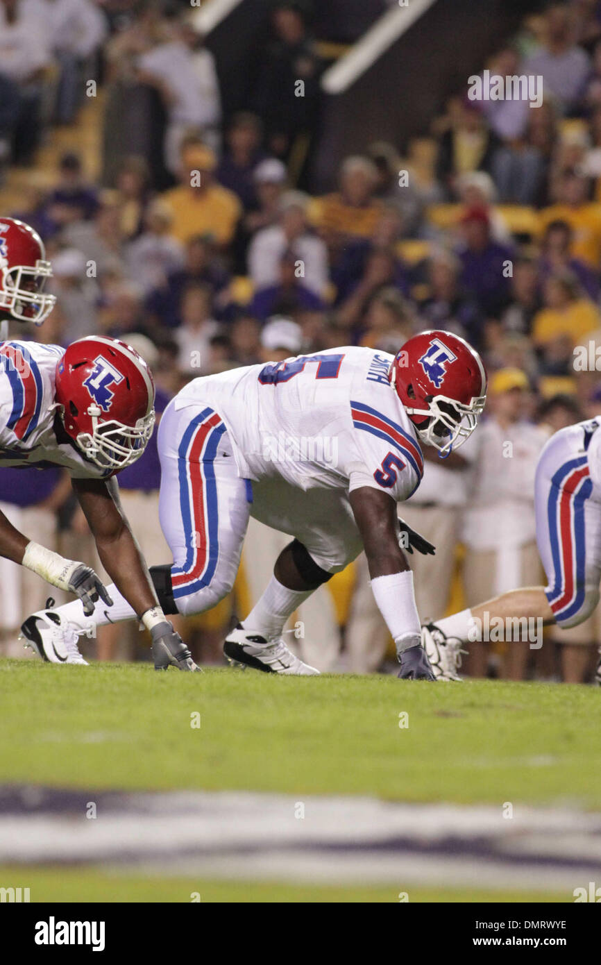 Louisiana Tech defensive tackle D'Anthony Smith (5) during the game at ...