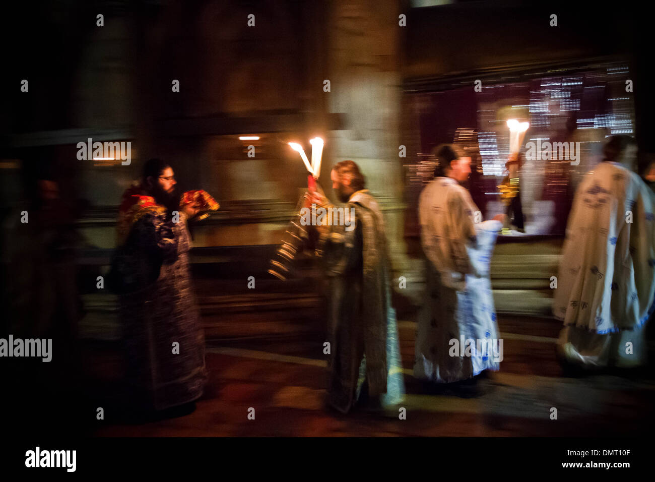 Inside aedicule hi-res stock photography and images - Alamy