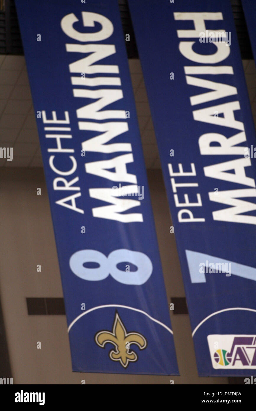 18 October 2009: Archie Manning, Saints Hall of Famer and Father to Eli ...