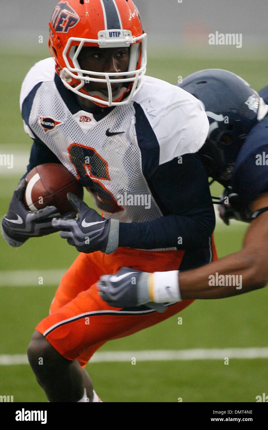 Jeff moturi university texas el hi-res stock photography and images - Alamy