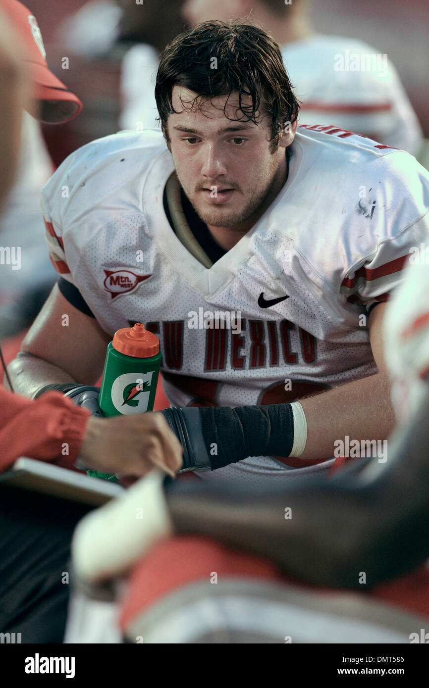 New Mexico University Lobo offensive tackle Ivan Hernandez (78) catches ...