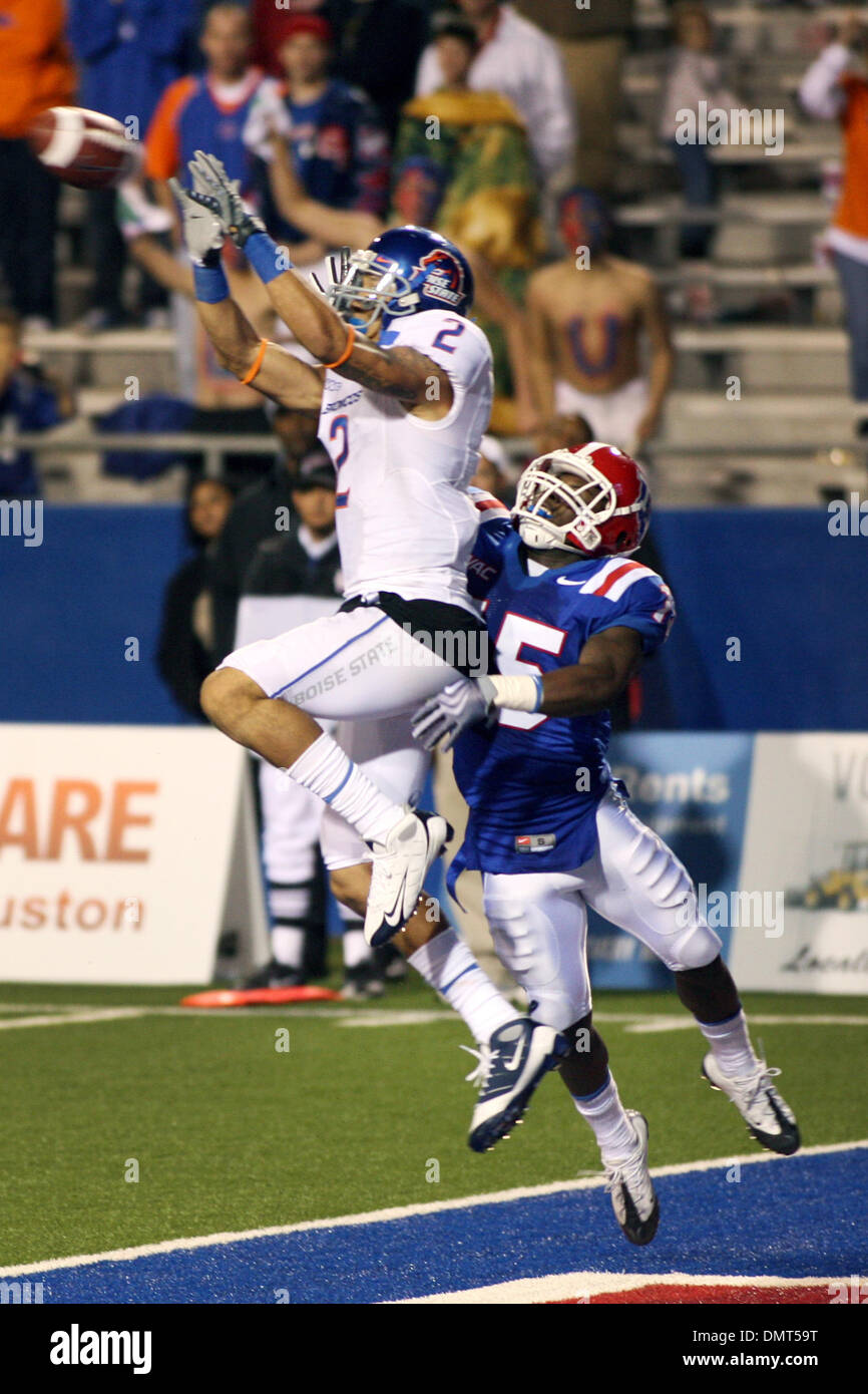 Austin pettis hi-res stock photography and images - Alamy