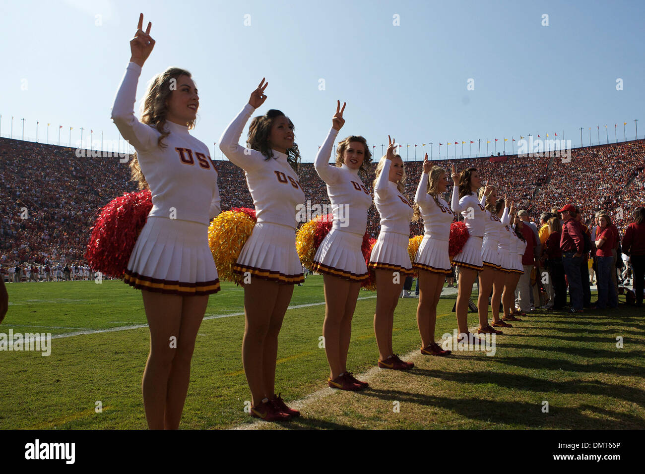 Usc song girls hi-res stock photography and images - Alamy