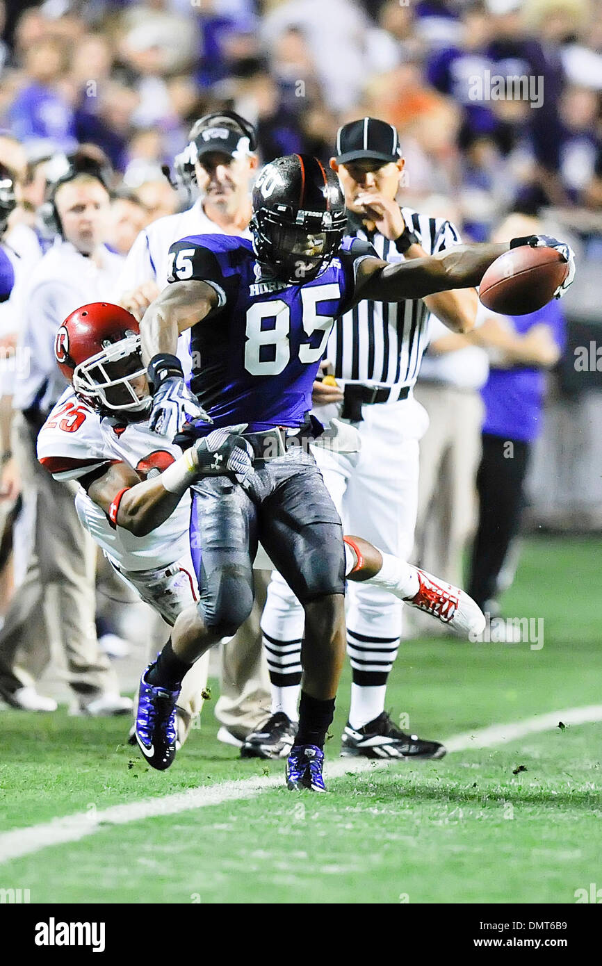 TCU WR Jeremy Kerley makes the reception before being pulled out of ...