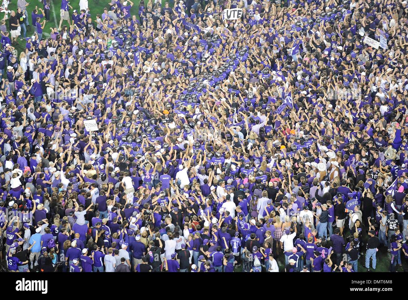 Tcu fans rush field texas hi-res stock photography and images - Alamy