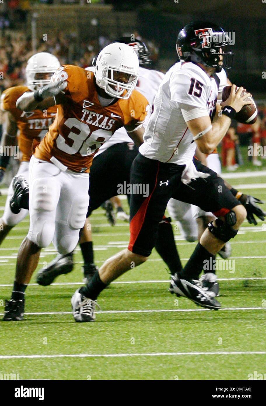 Texas defensive back Roddrick Muckleroy nearly sacks Texas Tech ...