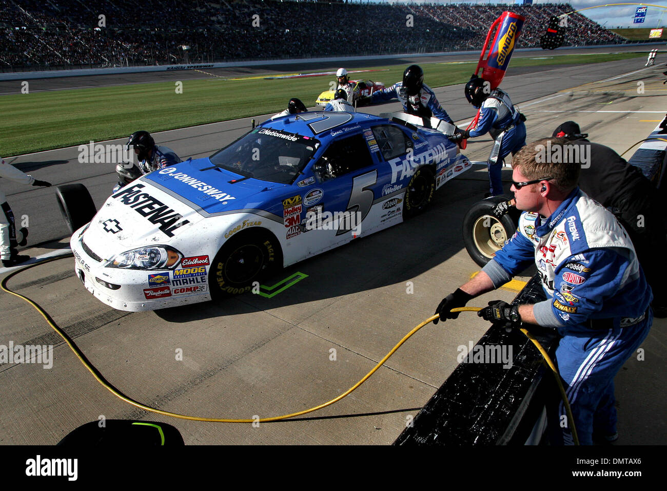 Scott wimmer hi-res stock photography and images - Alamy