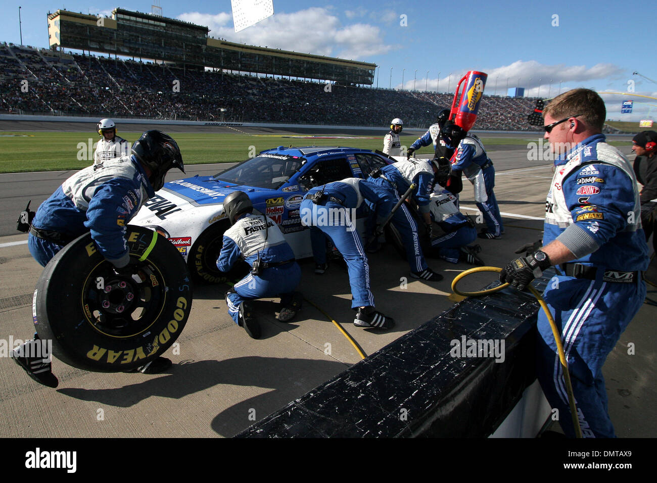 Scott wimmer hi-res stock photography and images - Alamy