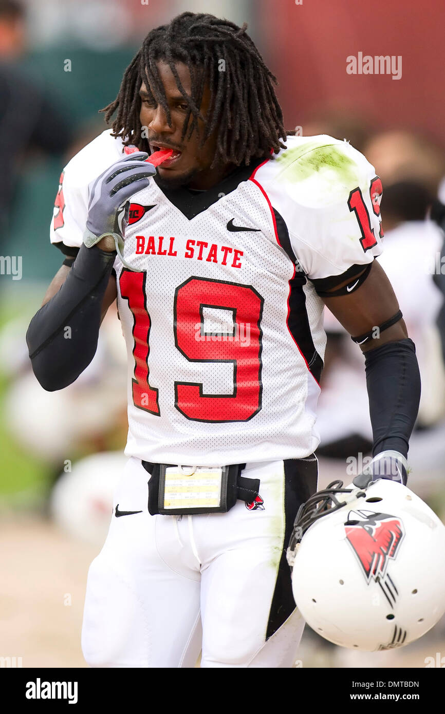 Ball State Cardinals corner Koreen Burch (19) with his helmet off ...