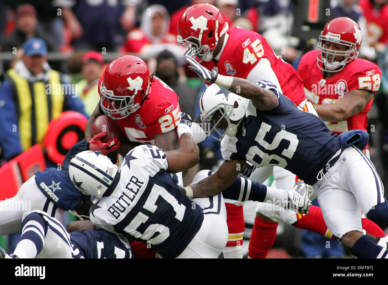 Dallas Cowboys linebacker Victor Butler (57) takes down Kansas City ...