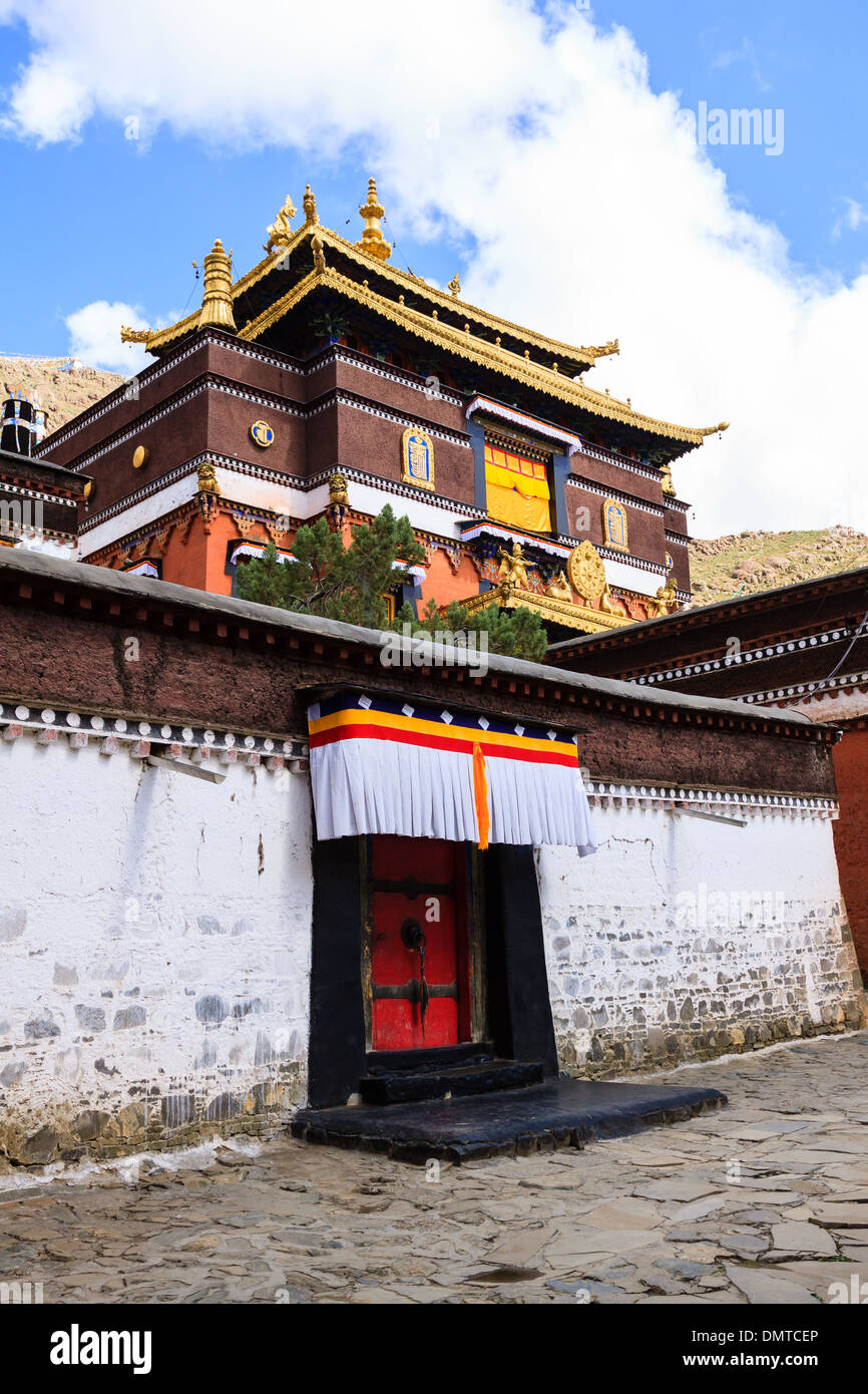 Tibetan house at Lhasa, Tibet Stock Photo - Alamy