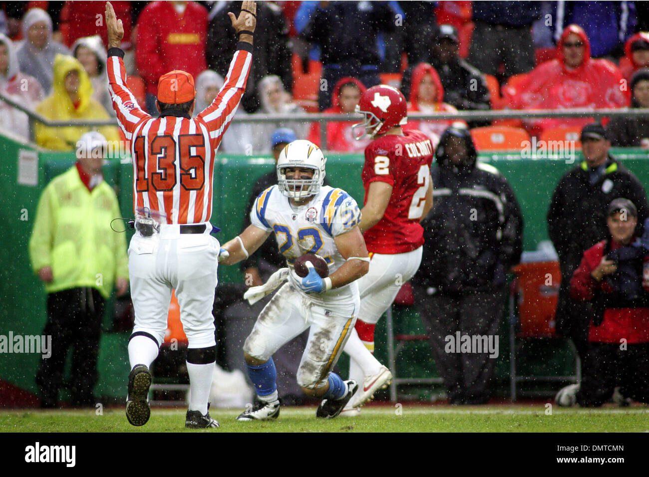 San Diego Chargers running back Jacob Hester (22) celebrates after ...