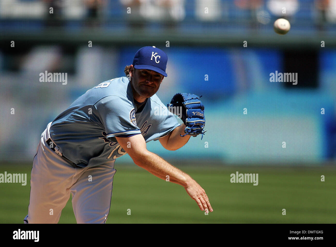 Kansas City Royals starting pitcher Brian Bannister pitches during the ...