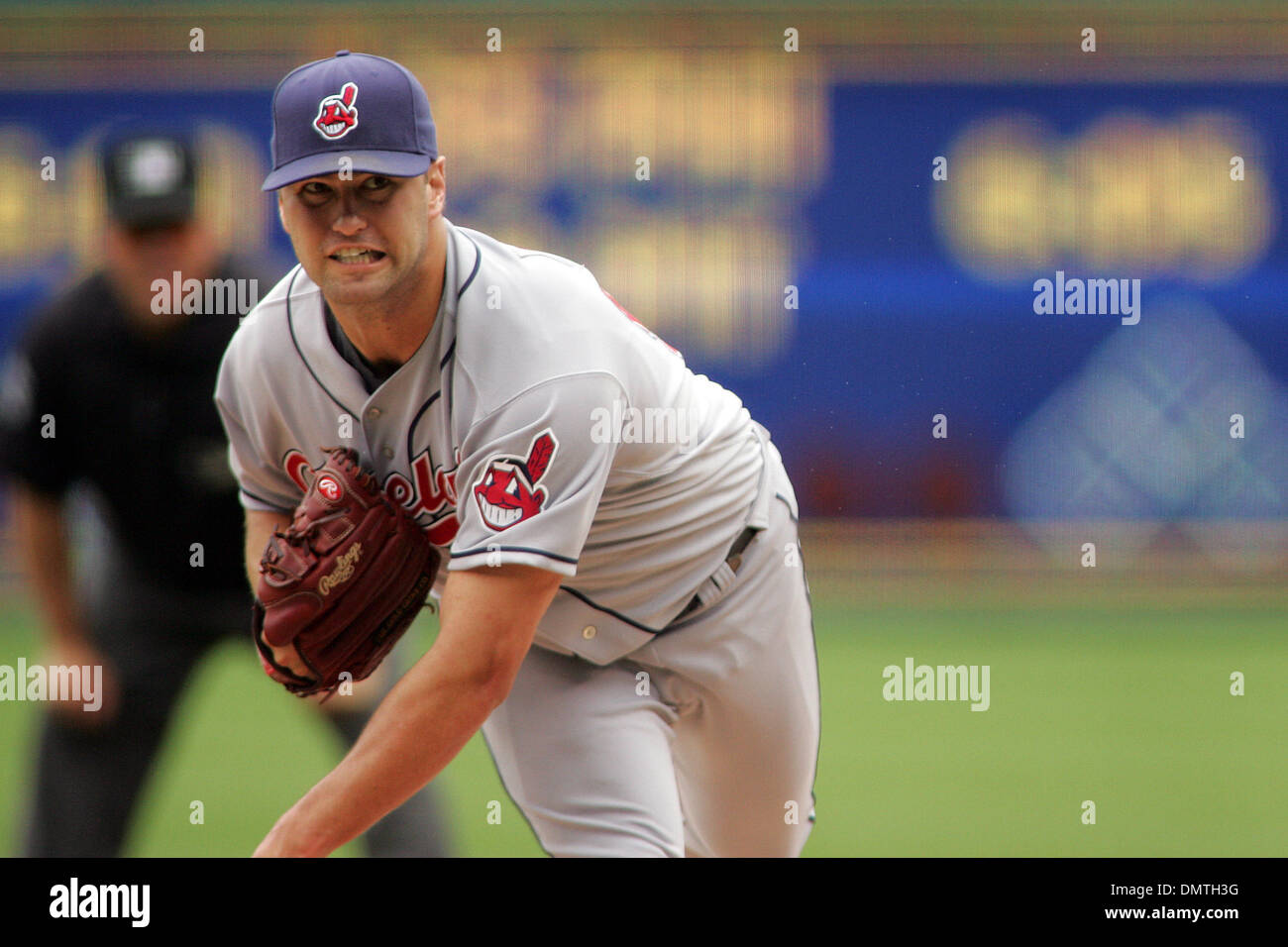 Cleveland Indians starting pitcher David Huff delivers a pitch during ...
