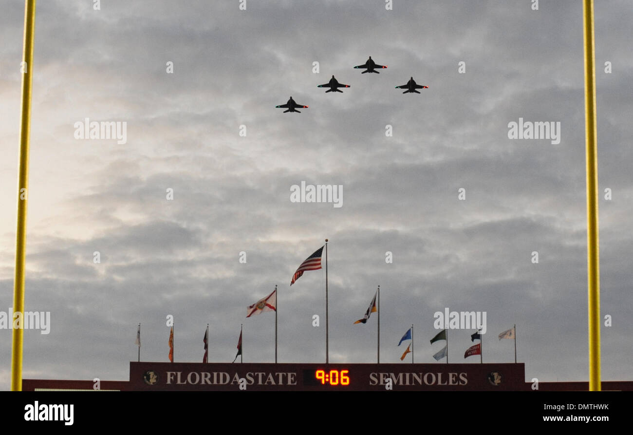 Missing man formation hi-res stock photography and images - Alamy
