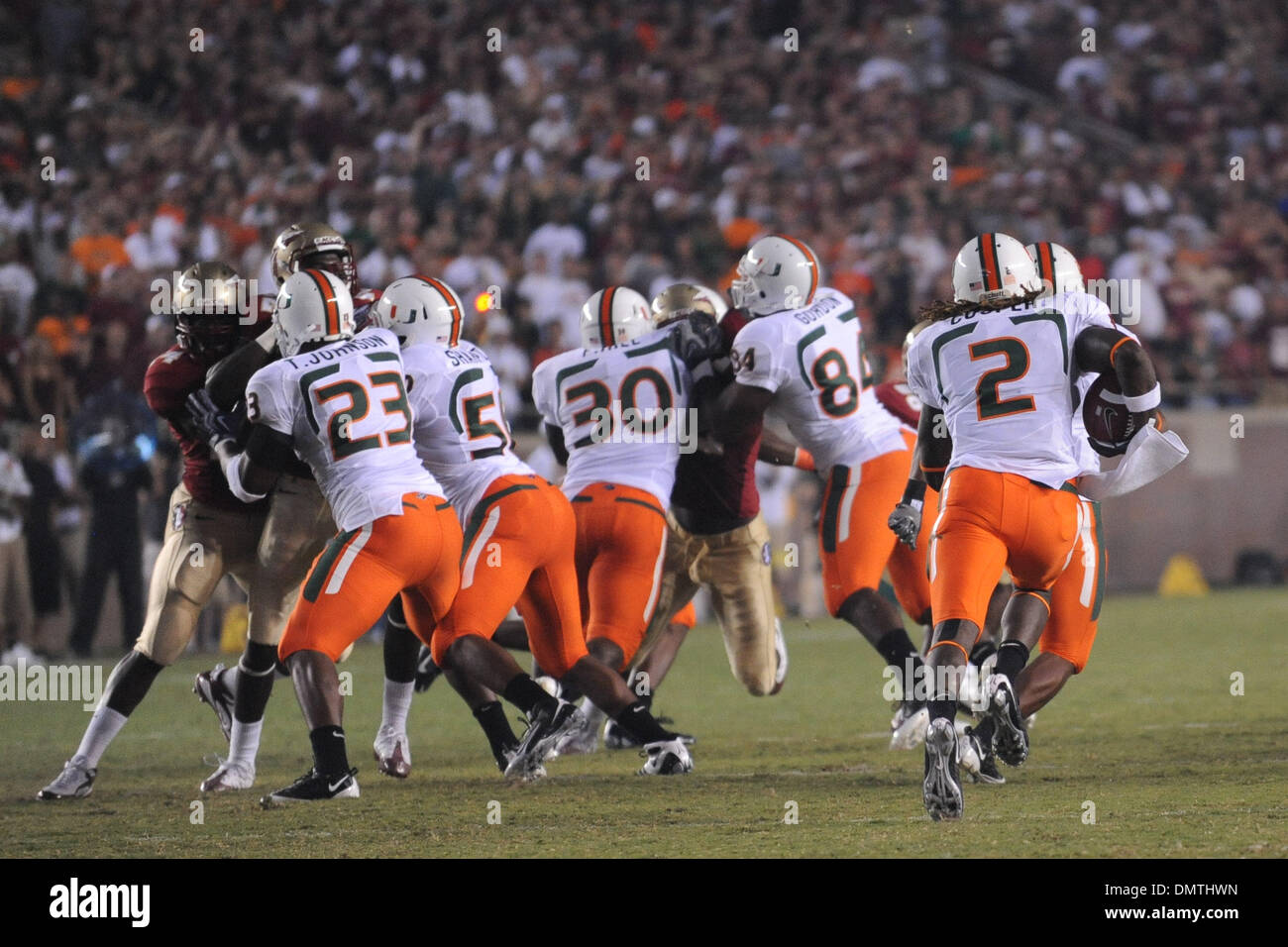 07 September 2009: Miami kick returner, Graig Cooper, fields the ...