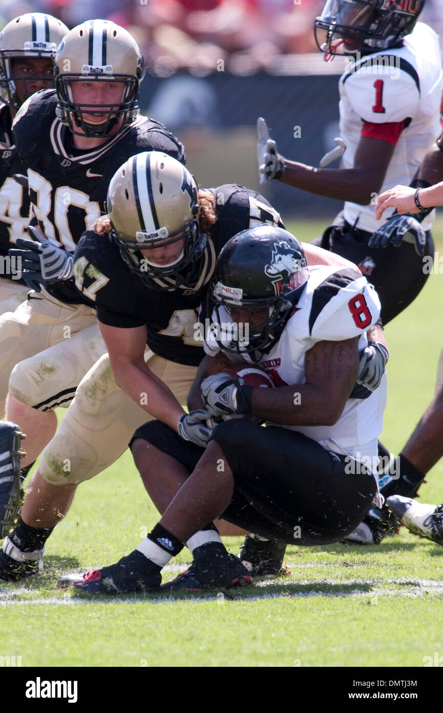 Northern Illinois Huskies vs Purdue Boilermakers .(8) Donald Smith with ...