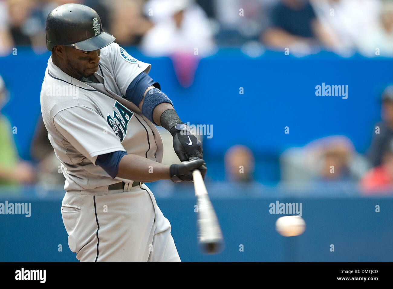 Seattle Mariners third baseman Bill Hall #3 in action at the Rogers ...