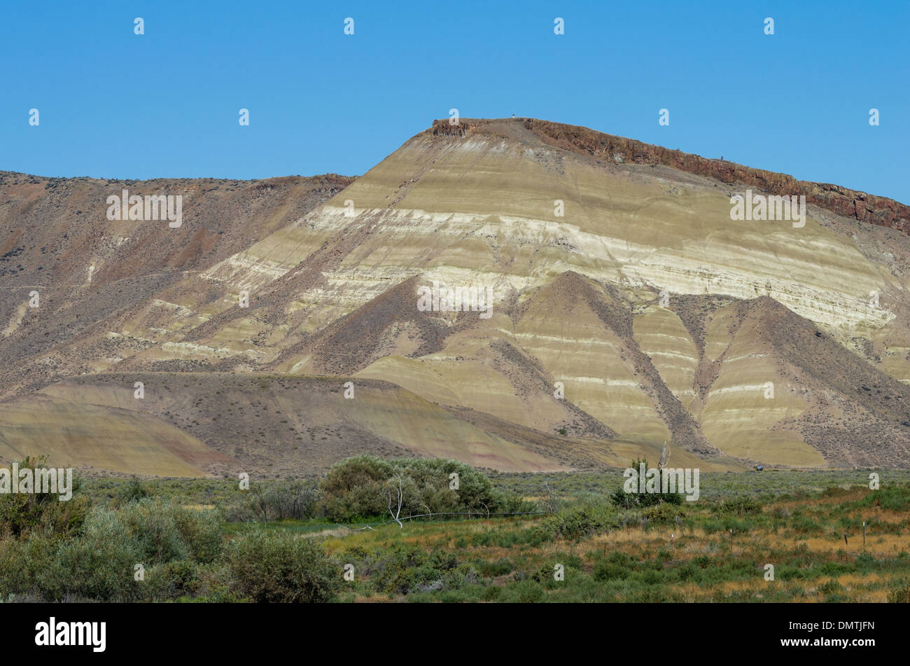 Layers of colored soil deposited by volcanic eruptions in the Painted ...