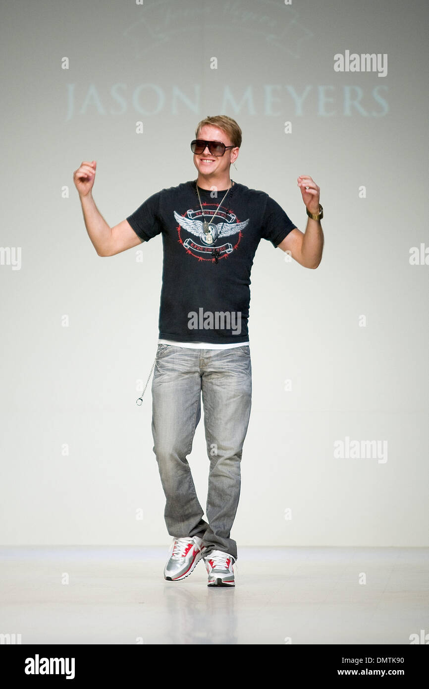 Jason Meyers unveils his line of clothing at the LG Fashion show in ...