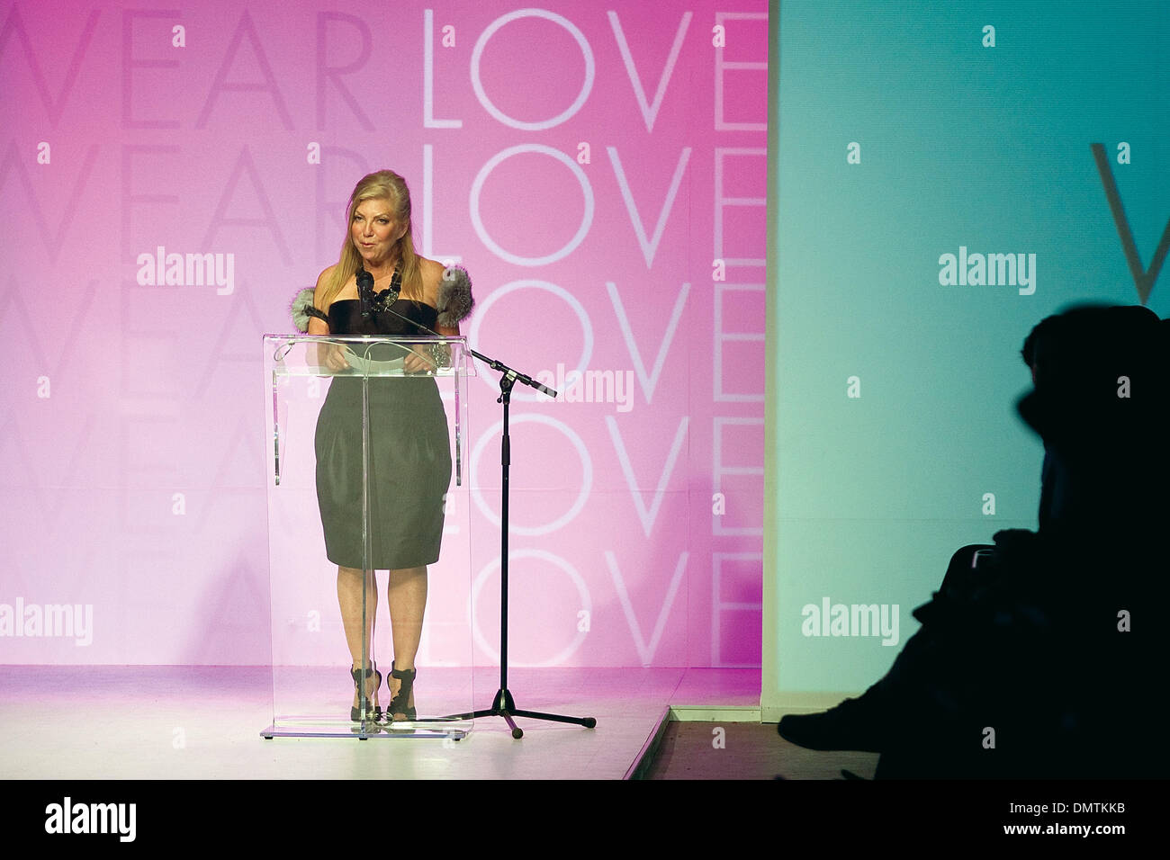 Executive director of L'Oreal Paris Beauty, Robin Kay, introduces 100 ...