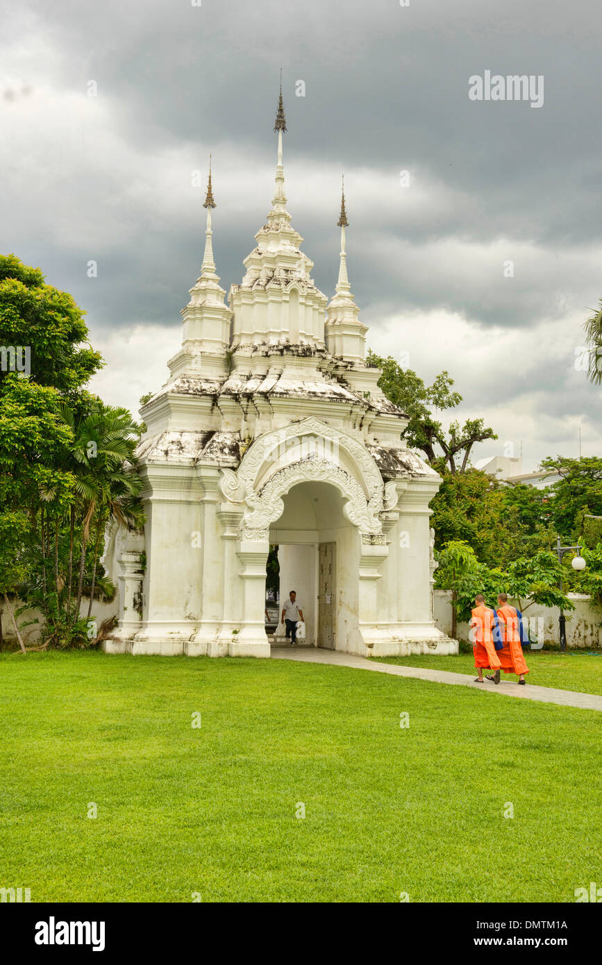 Suan dok gate hi-res stock photography and images - Alamy