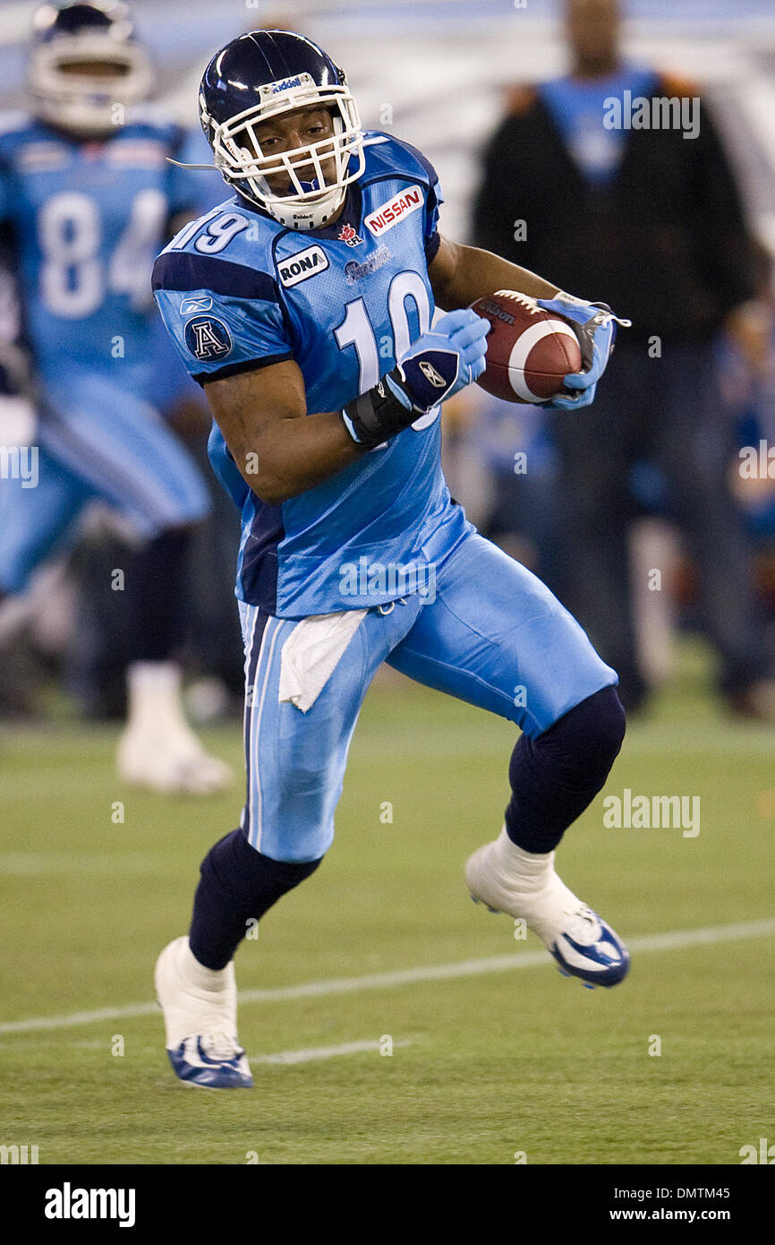 Toronto Argonauts wide receiver Jason Carter #19 in action at the ...