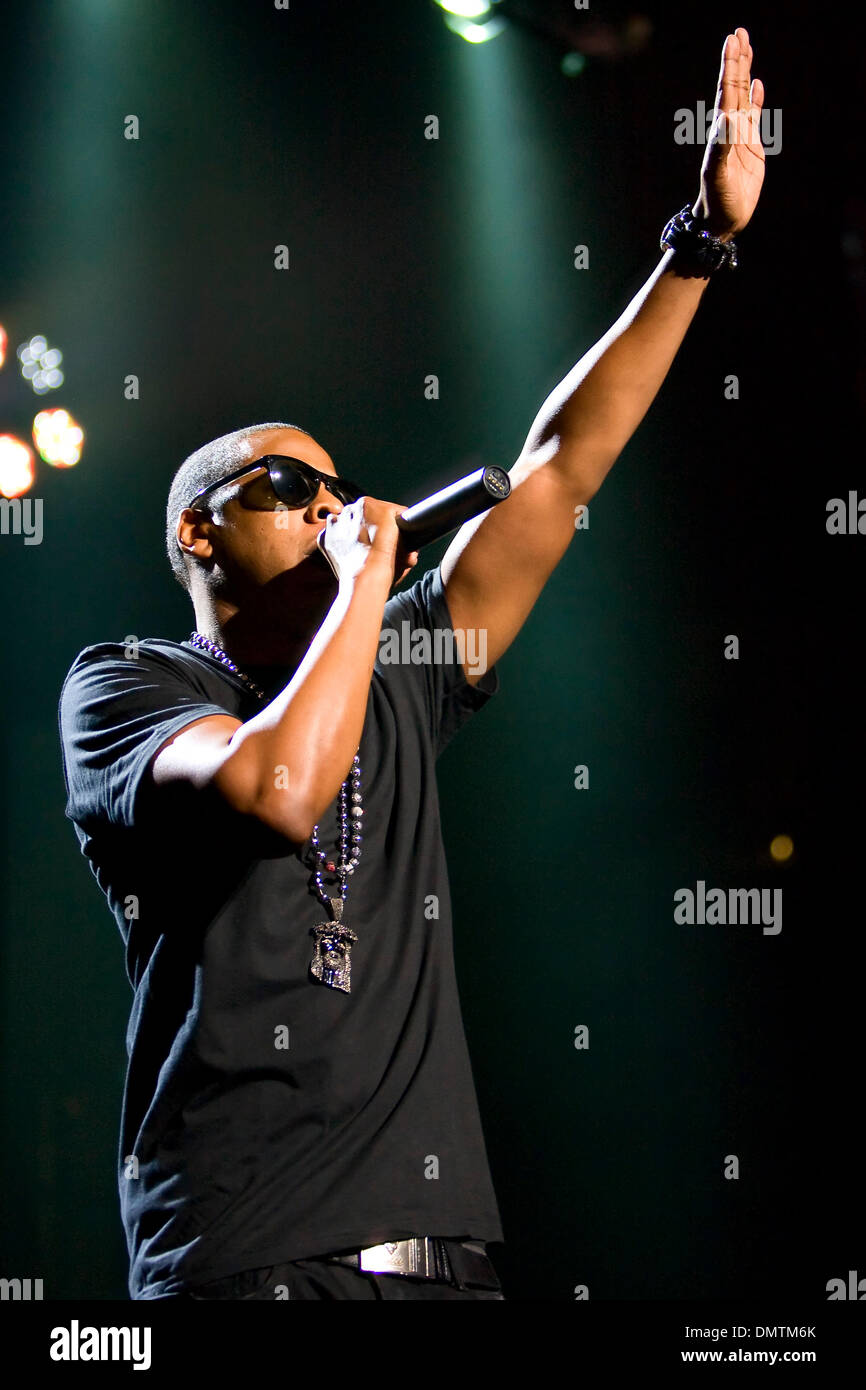 Jay-Z performing onstage during POWERHOUSE 2009 ft. Jay-Z with Keri ...