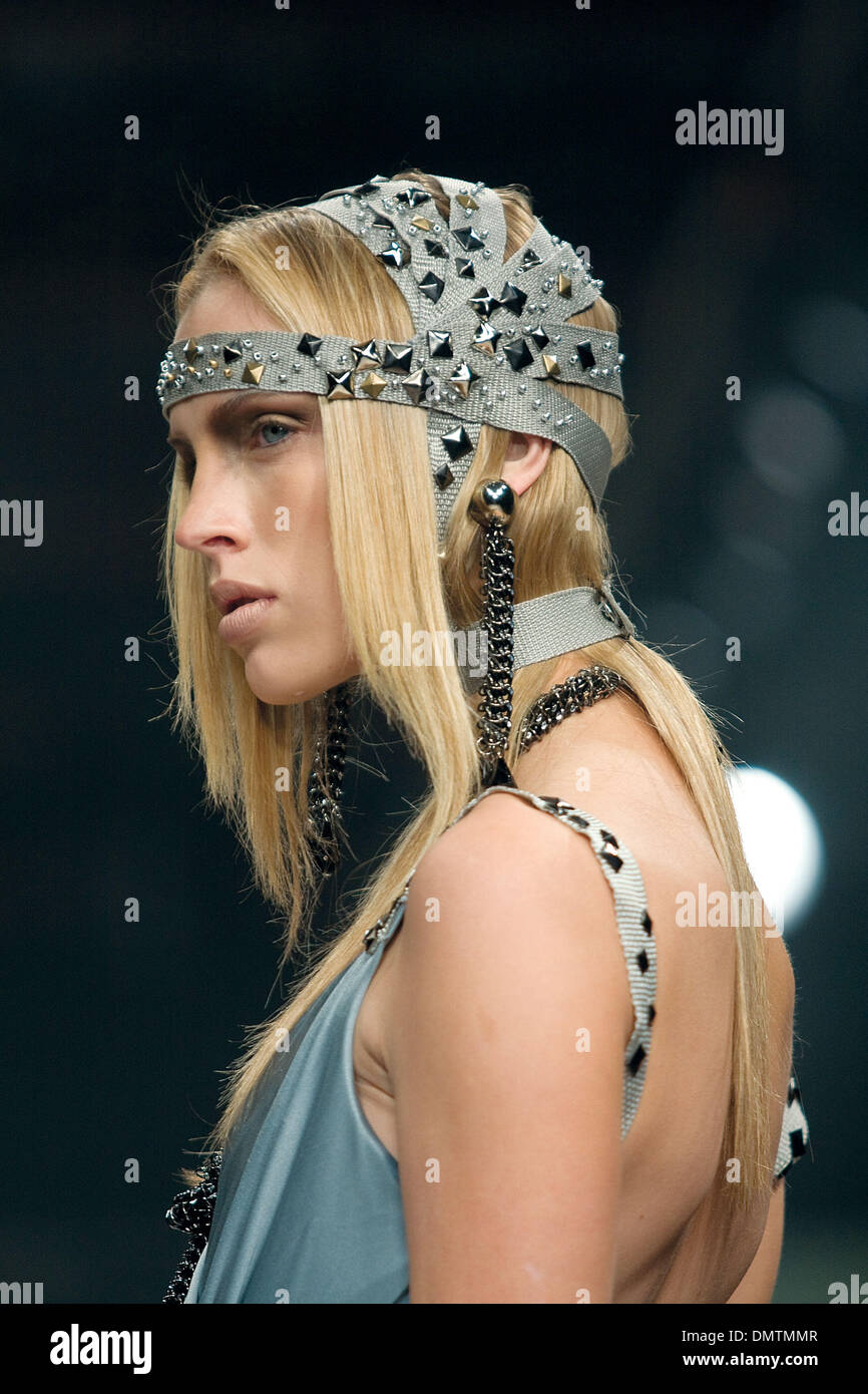 Lucian Matis unveils his line of clothing at the LG Fashion show in ...