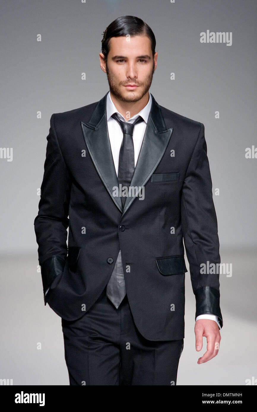 Frame, by Stephen Frame and Yasmin Mahrous, is unveiled at the LG ...