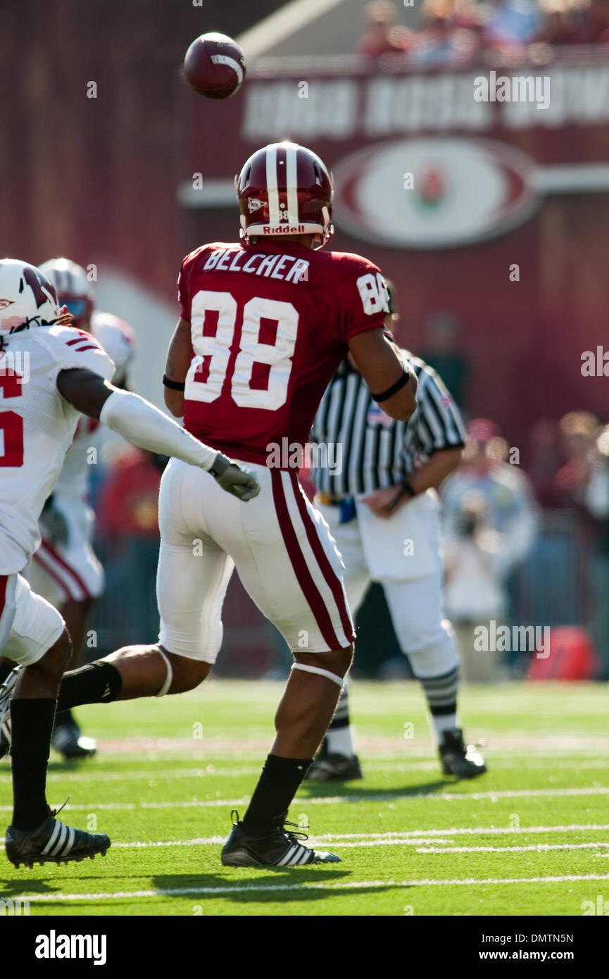 Wisconsin Running back John Clay (32) ran for 134 yards and a touchdown ...