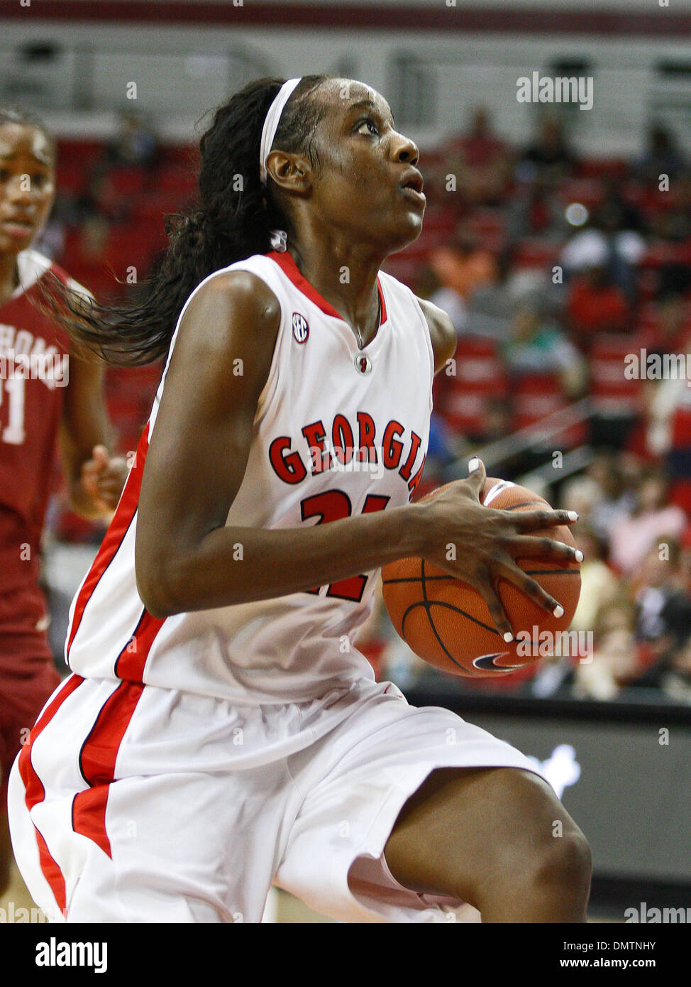 Georgia forward Porsha Phillips (21) goes up for a shot in the game ...