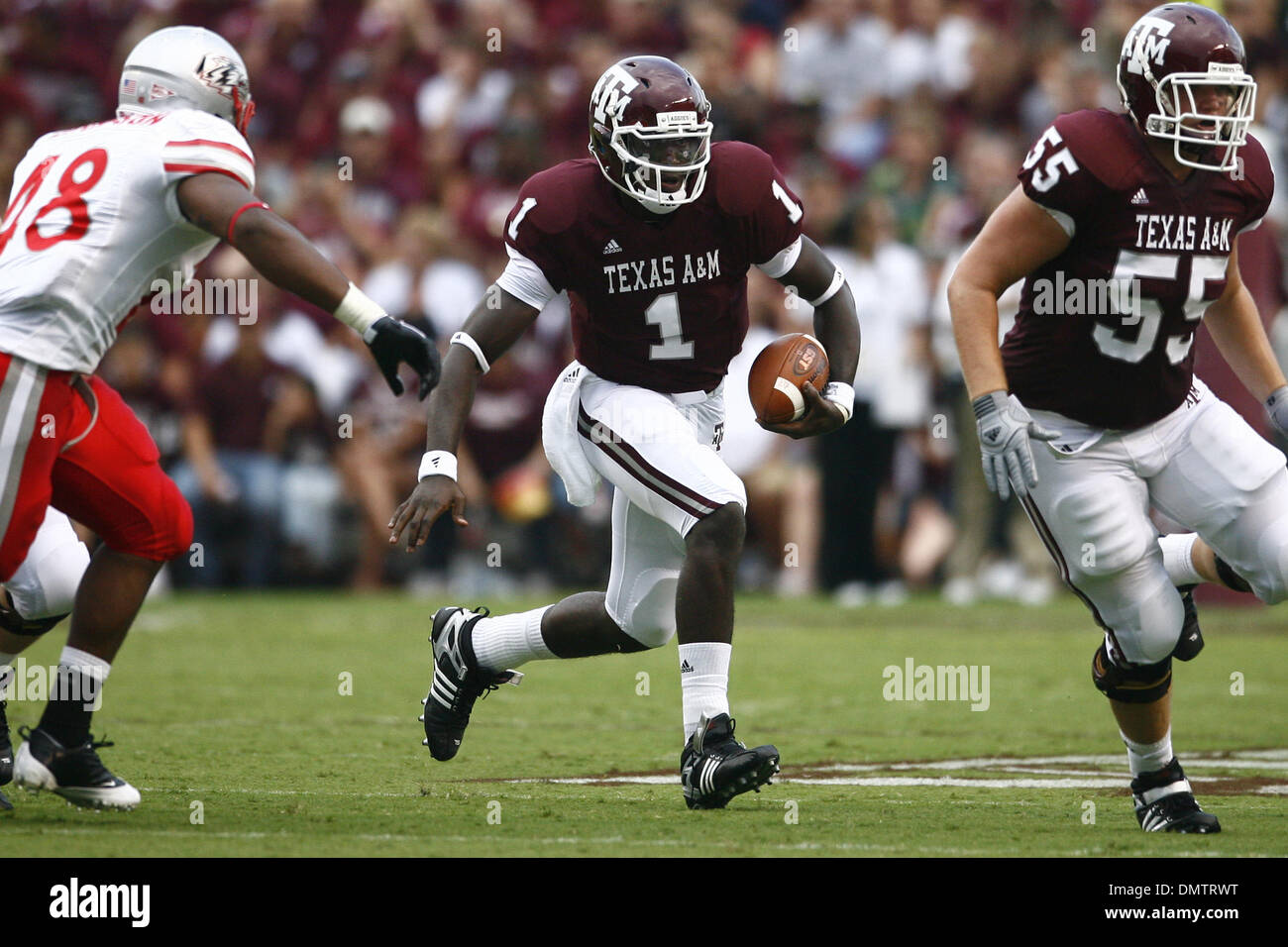 Johnson Jerrod (#1) of the Texas A&M University Aggies navigates a hole ...