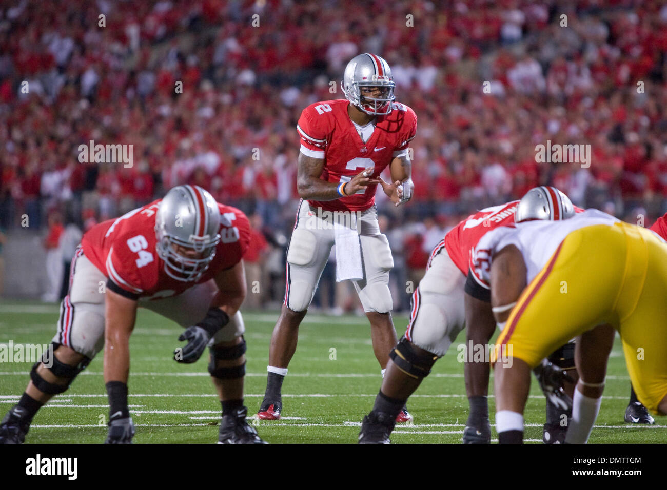 12 September 2009: Ohio State Buckeyes quarterback Terrell Pryor (2 ...