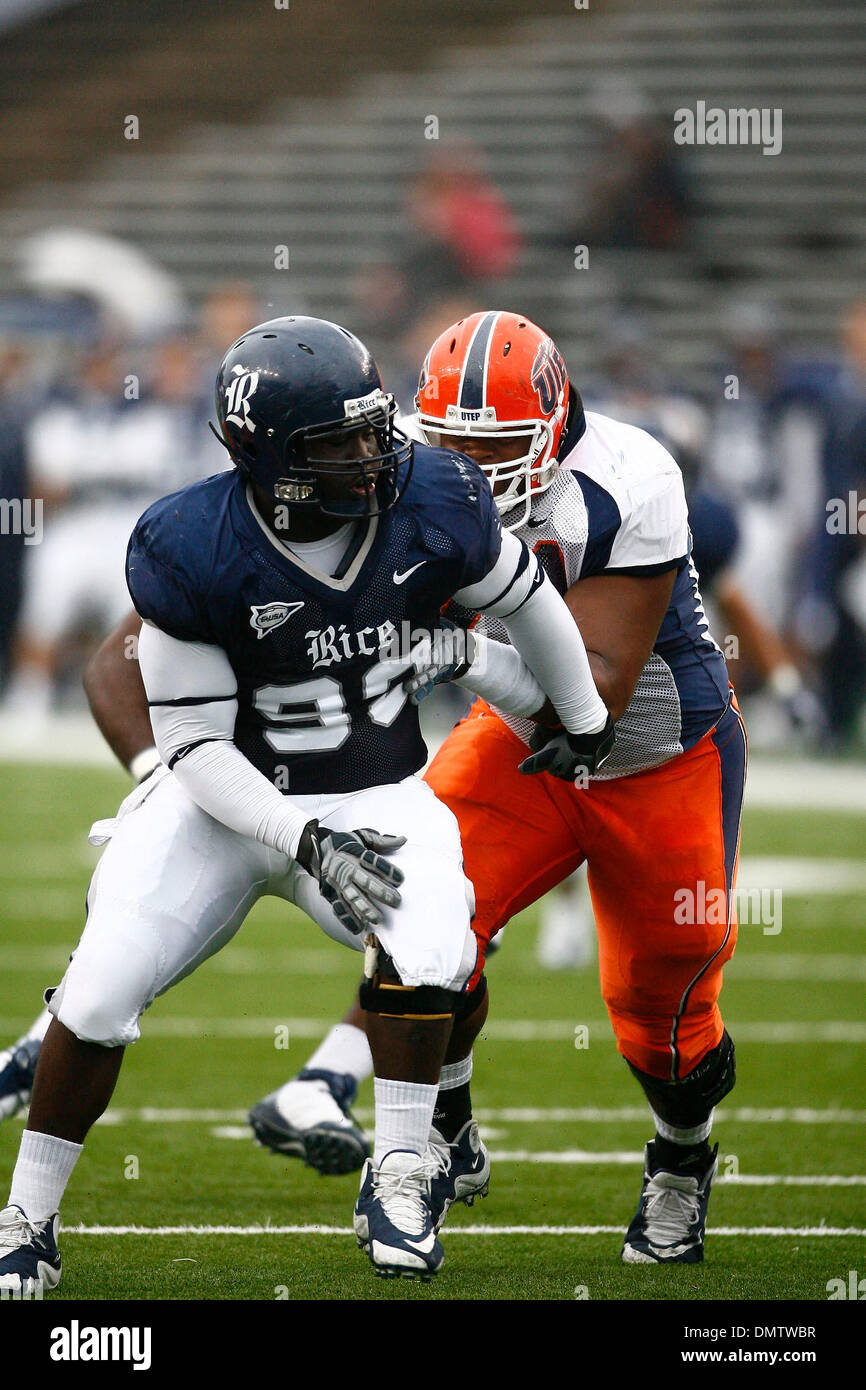 Michael Smith (#99) of the Rice Owls in open space. The Rice Owls ...