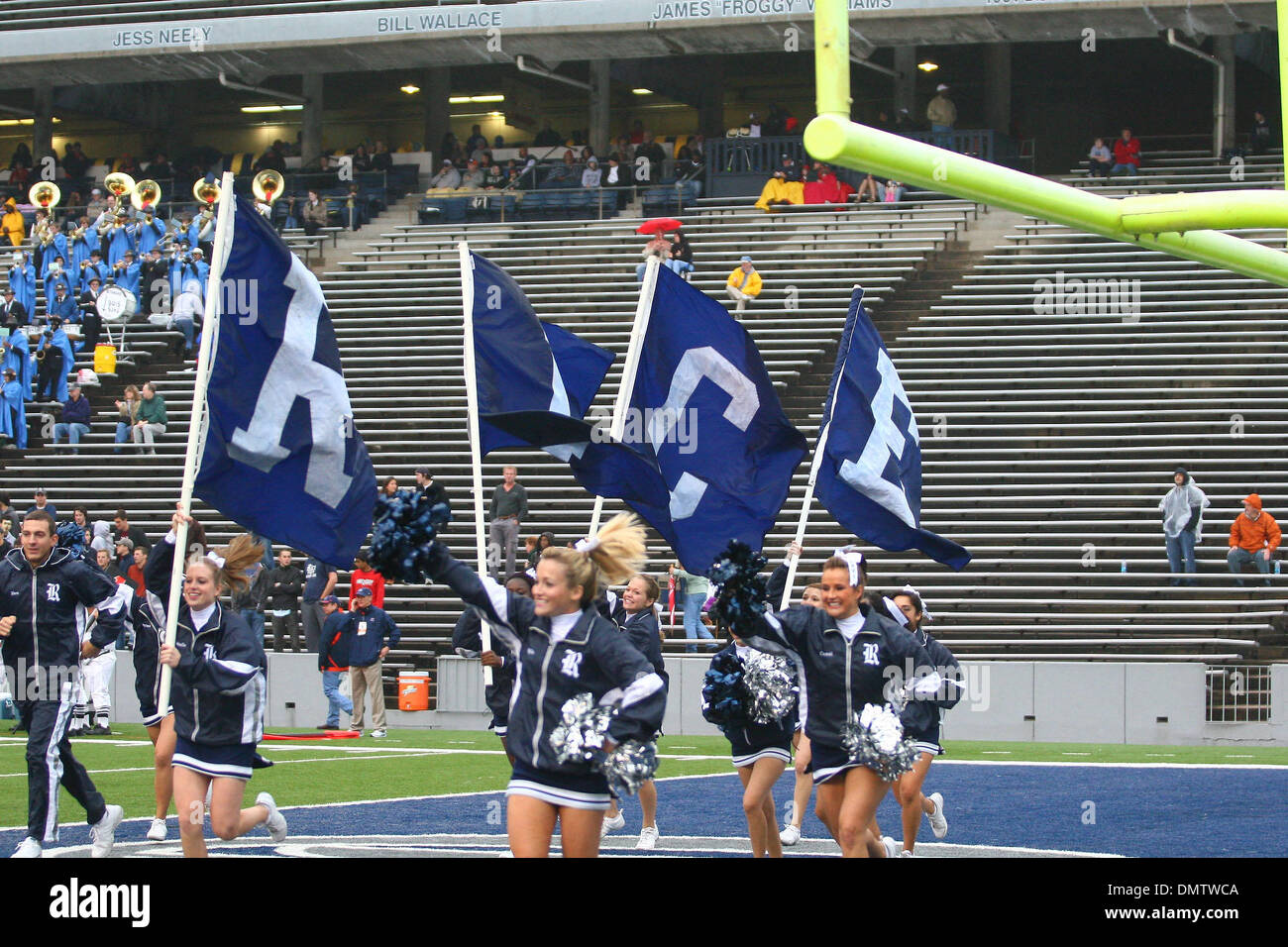 RIce Cheerleaders in teh game vs UTEP. (Credit Image: © Anthony Vasser ...