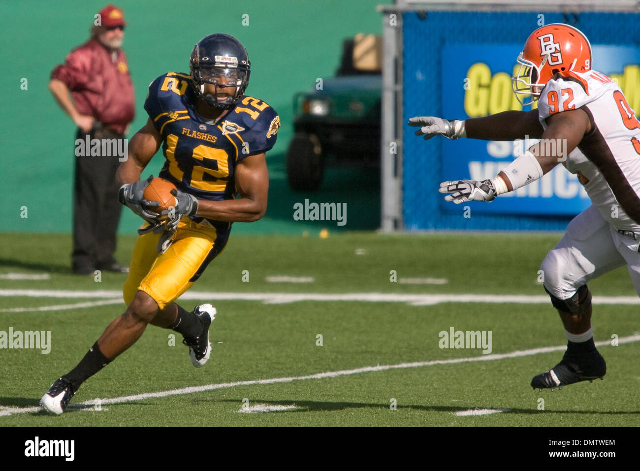 10 October 2009: Kent State Golden Flashes Sam Kirkland (12) eludes the ...