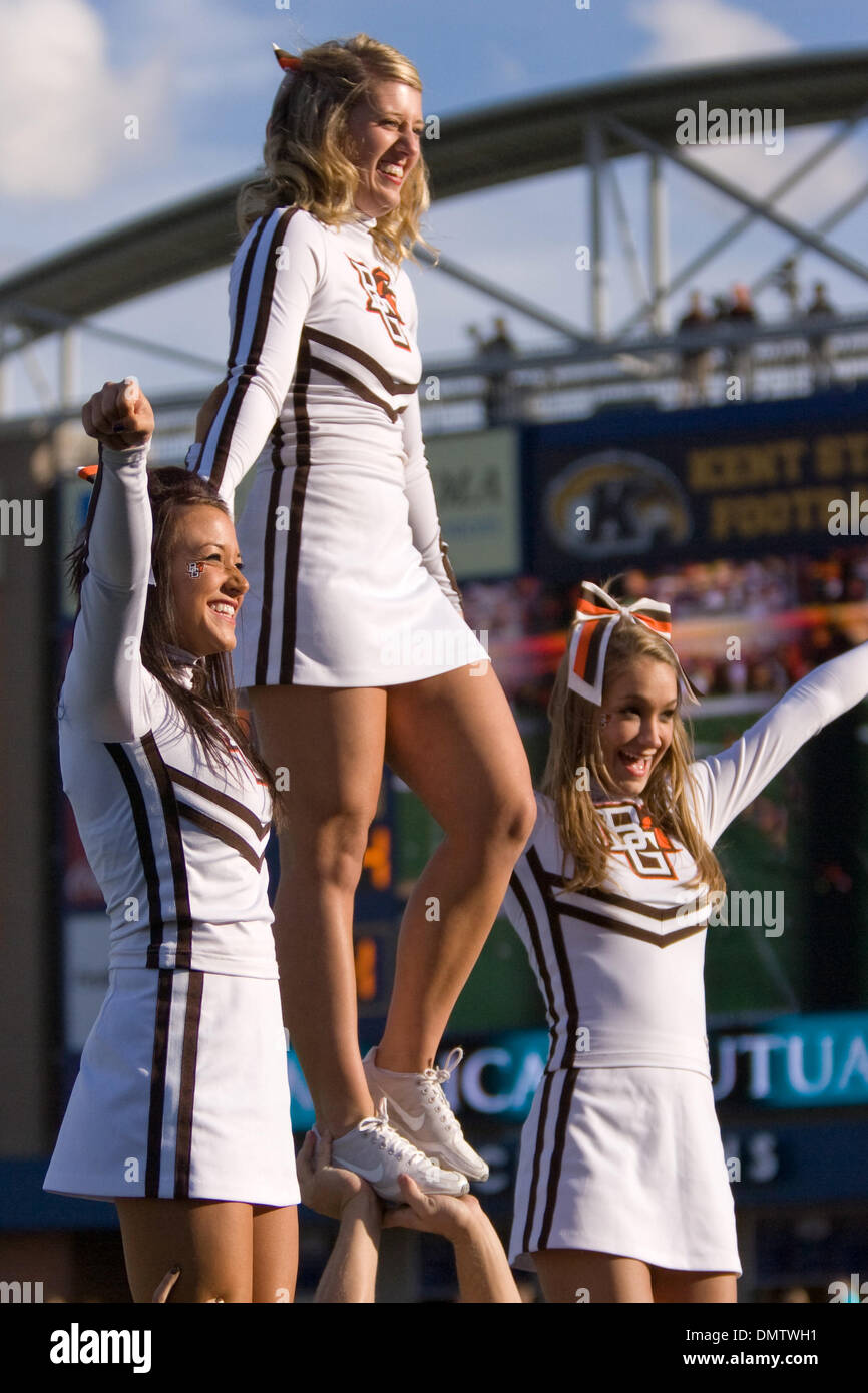 2009 kent state flashes hi-res stock photography and images - Alamy