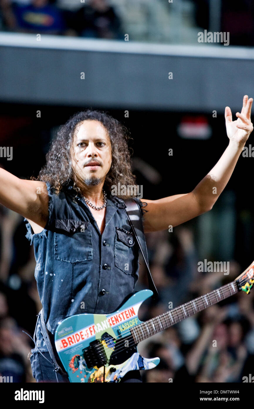Kirk hammett 2009 hi-res stock photography and images - Alamy