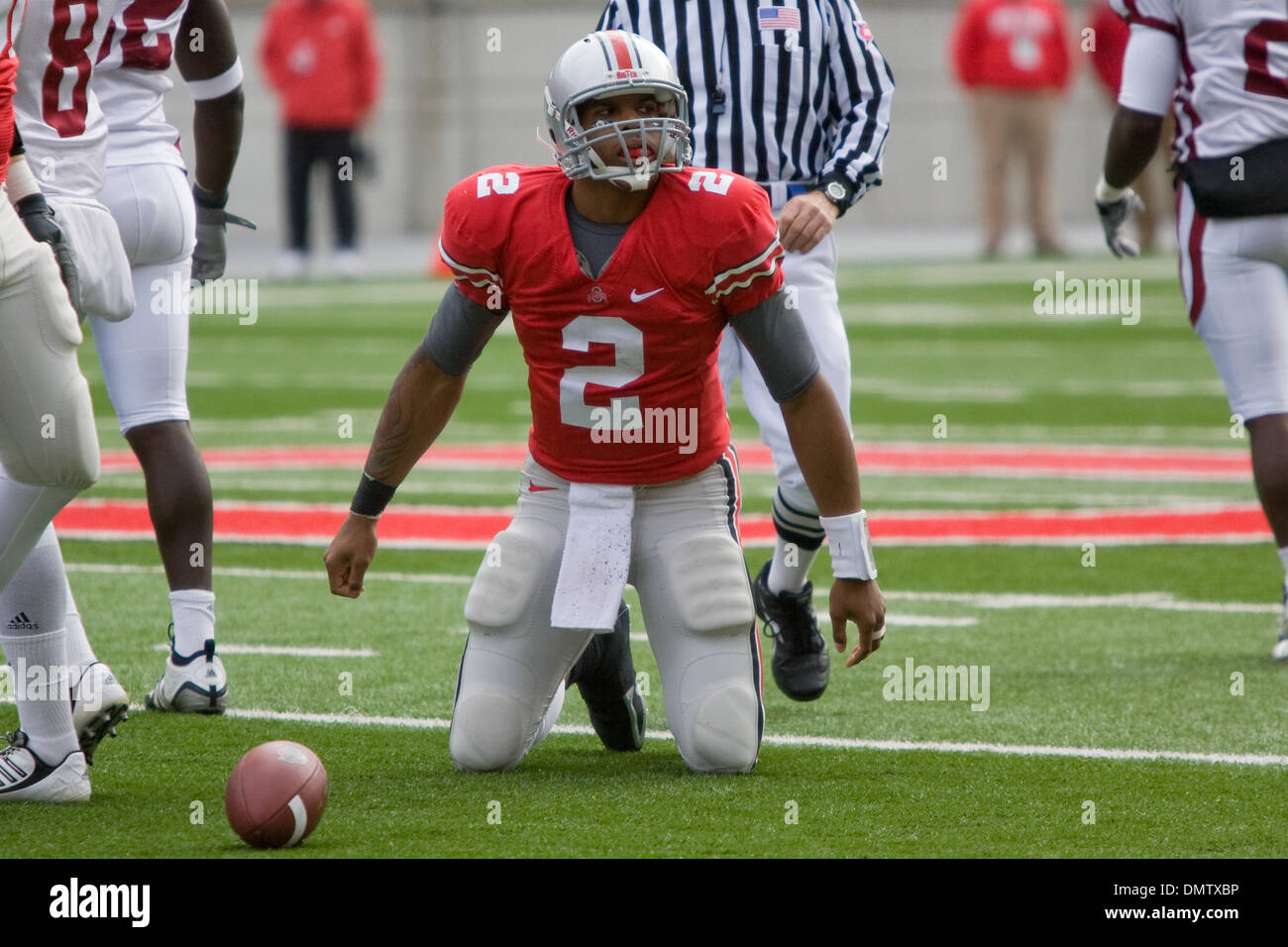 31 October 2009: Ohio State Buckeyes quarterback Terrelle Pryor (2 ...