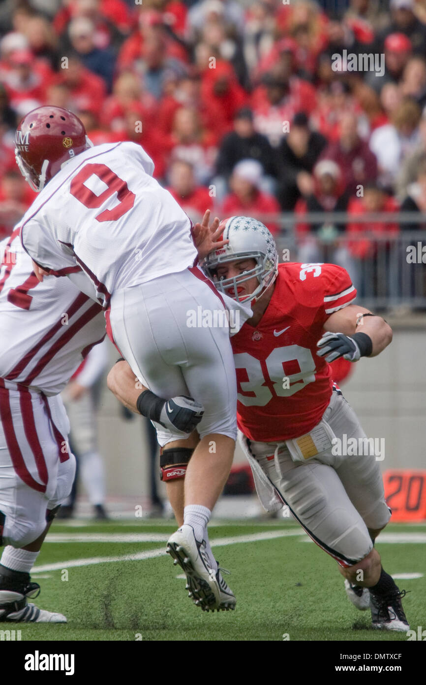 31 October 2009: New Mexico State Aggies quarterback Jeff Fleming (9 ...