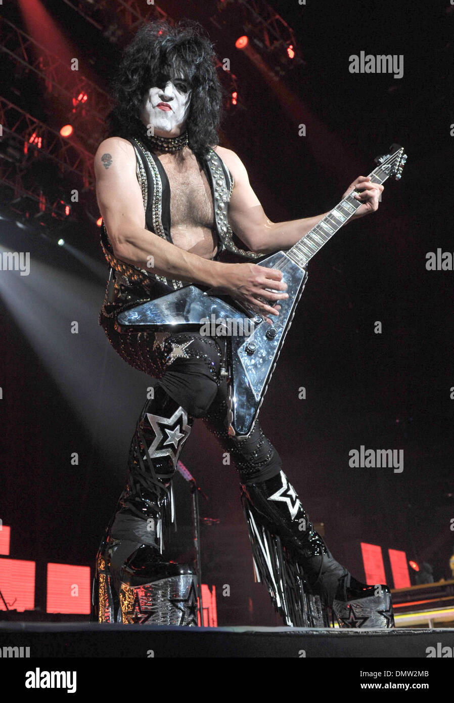 Oct. 3, 2009 - Toronto, Ontario, Canada - 02 October 2009: Eric Singer ...