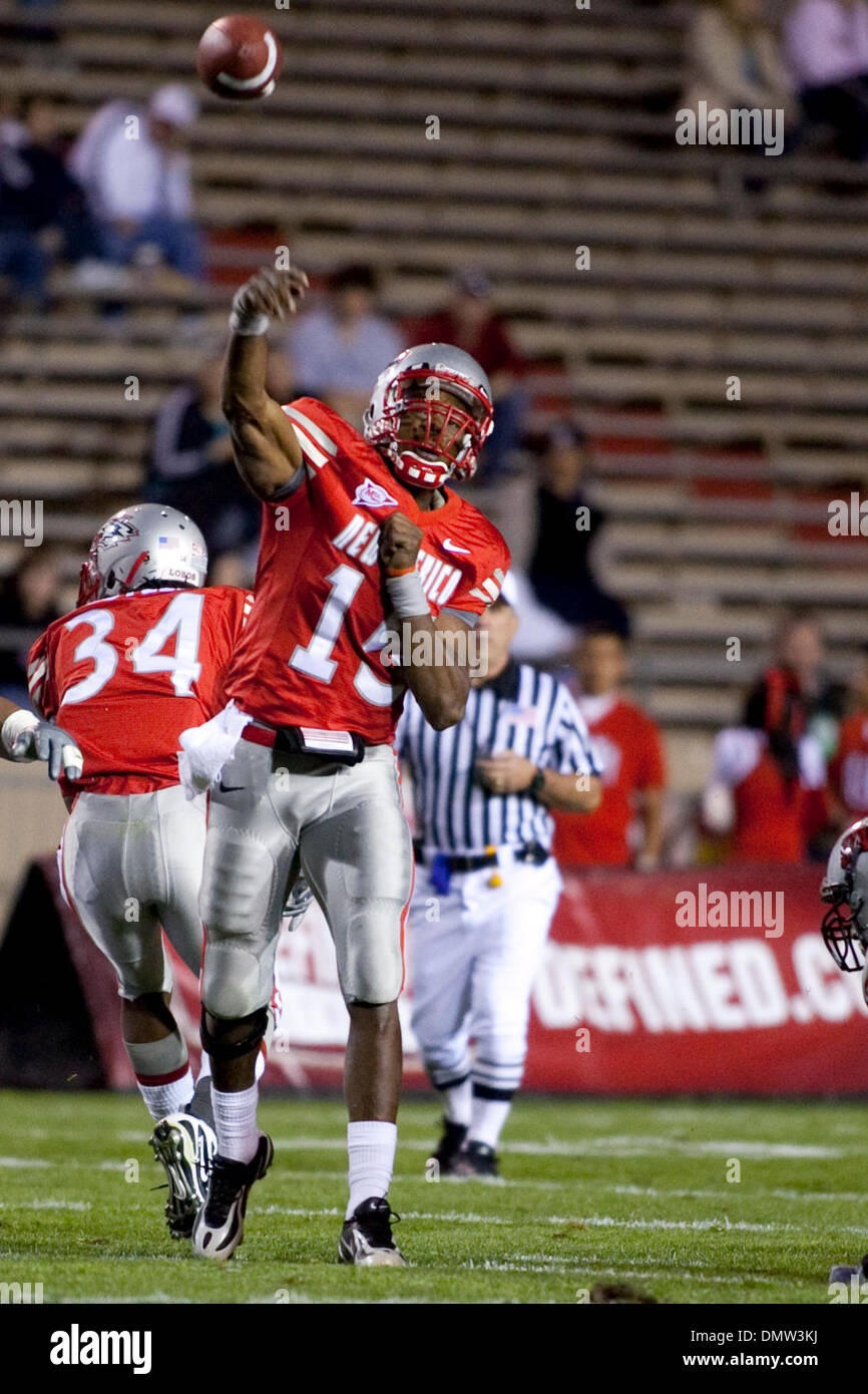 University of New Mexico quarterback Donovan Porterie (15) sends the ...